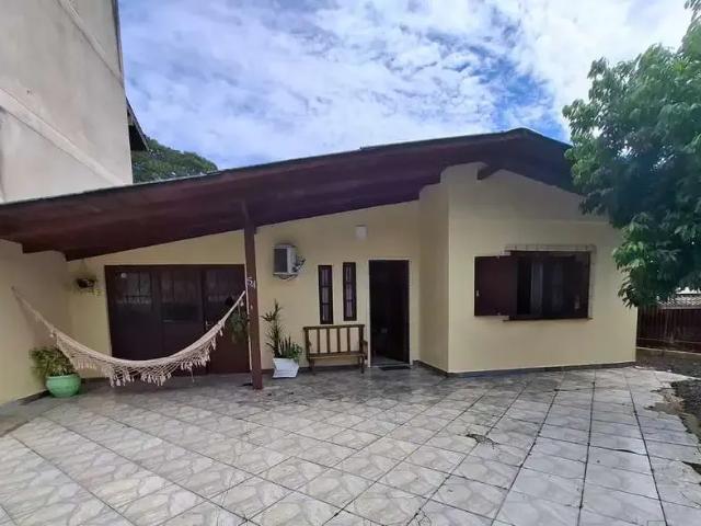 Casa / Sobrado para Venda em São Leopoldo/RS Feitoria 3 Quartos