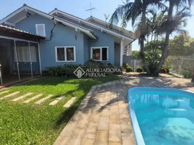 Casa / Sobrado para Venda em São Leopoldo/RS Feitoria 3 Quartos