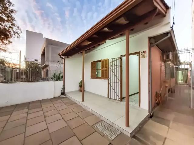 Casa / Sobrado para Venda em São Leopoldo/RS Fião 3 Quartos