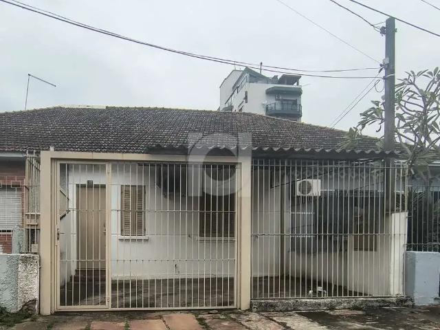 Casa / Sobrado para Venda em São Leopoldo/RS Fião 3 Quartos