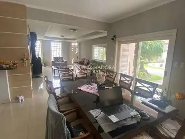 Casa / Sobrado para Venda em São Leopoldo/RS Fião 4 Quartos