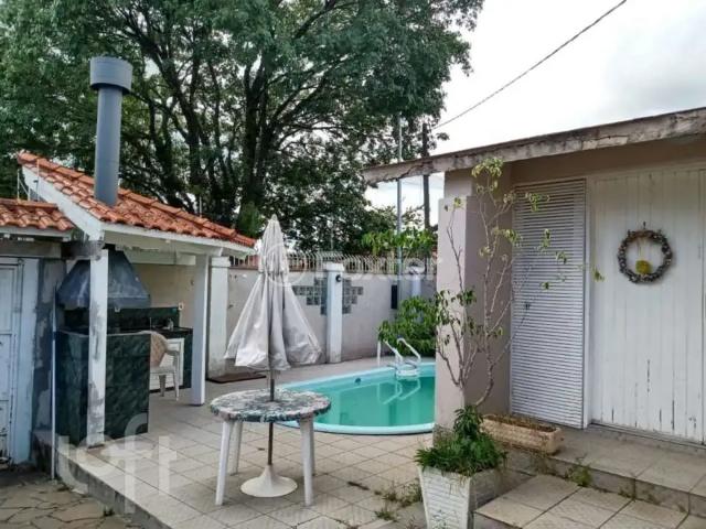 Casa / Sobrado para Venda em São Leopoldo/RS Fião 5 Quartos
