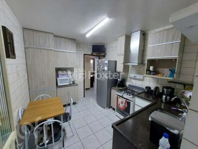 Casa / Sobrado para Venda em São Leopoldo/RS Jardim América 3 Quartos