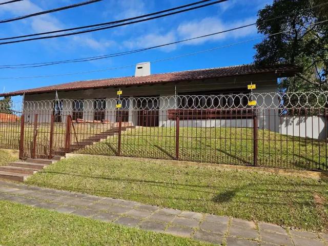 Casa / Sobrado para Venda em São Leopoldo/RS Padre Reus 4 Quartos