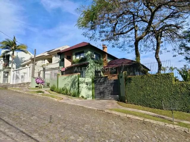 Casa / Sobrado para Venda em São Leopoldo/RS Pinheiro 3 Quartos