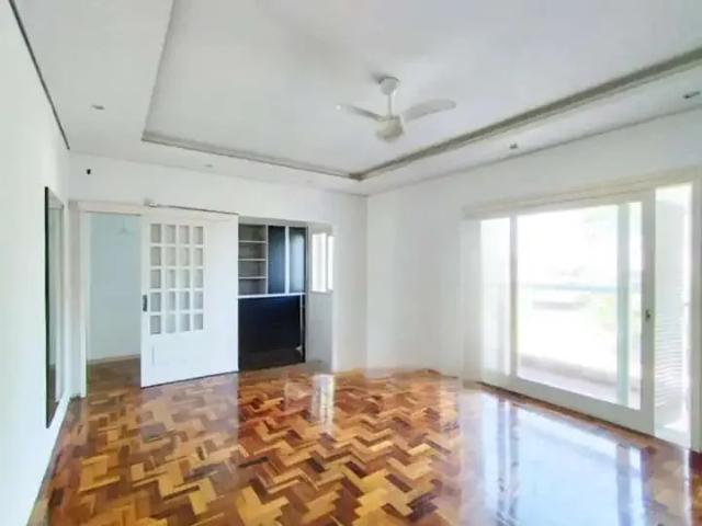 Casa / Sobrado para Venda em São Leopoldo/RS Scharlau 4 Quartos