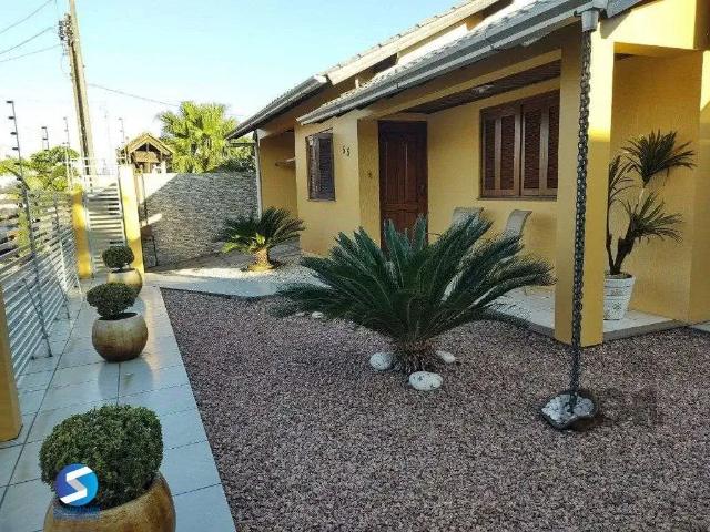 Casa / Sobrado para Venda em São Leopoldo/RS Scharlau 4 Quartos