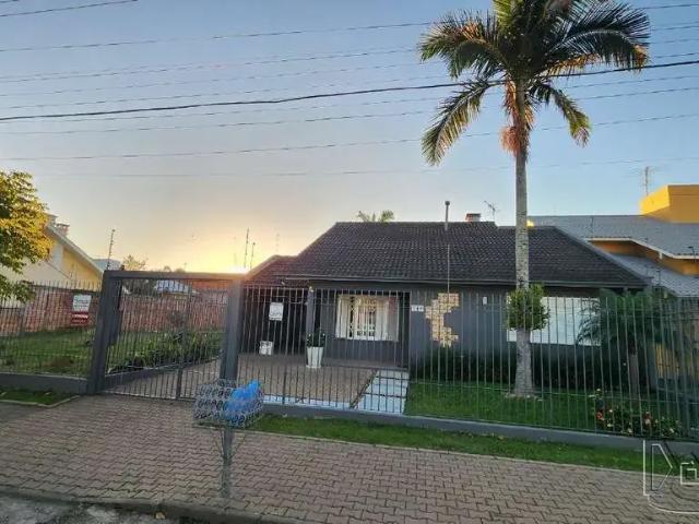Casa / Sobrado para Venda em São Leopoldo/RS Scharlau 3 Quartos