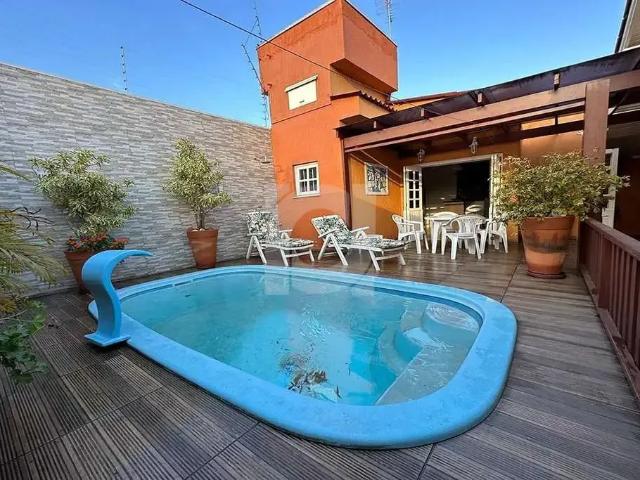 Casa / Sobrado para Venda em São Leopoldo/RS Scharlau 3 Quartos