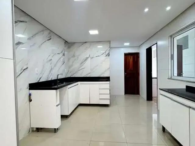 Casa / Sobrado para Venda em São Luís/MA Olho D'Água 3 Quartos