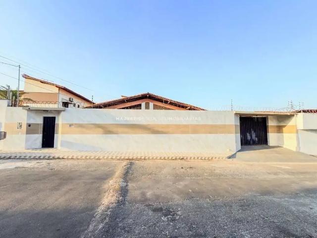 Casa / Sobrado para Venda em São Luís/MA Olho D'Água 4 Quartos