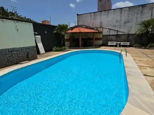 Casa / Sobrado para Venda em São Luís/MA Alto do Calhau 4 Quartos