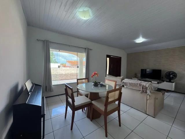 Casa / Sobrado para Venda em São Luís/MA Bequimão 3 Quartos