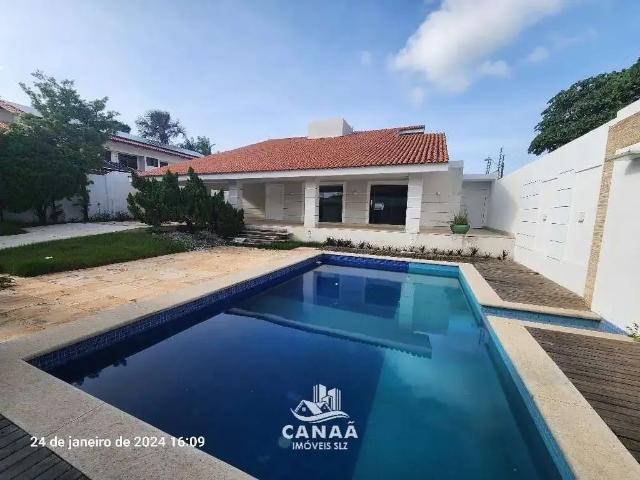 Casa / Sobrado para Venda em São Luís/MA Calhau 5 Quartos