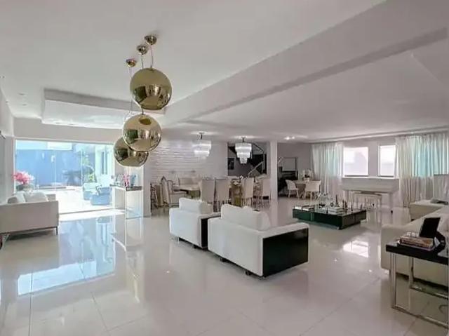 Casa / Sobrado para Venda em São Luís/MA Calhau 5 Quartos