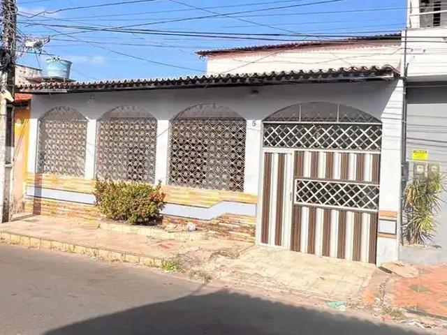 Casa / Sobrado para Venda em São Luís/MA COHAB Anil III 5 Quartos