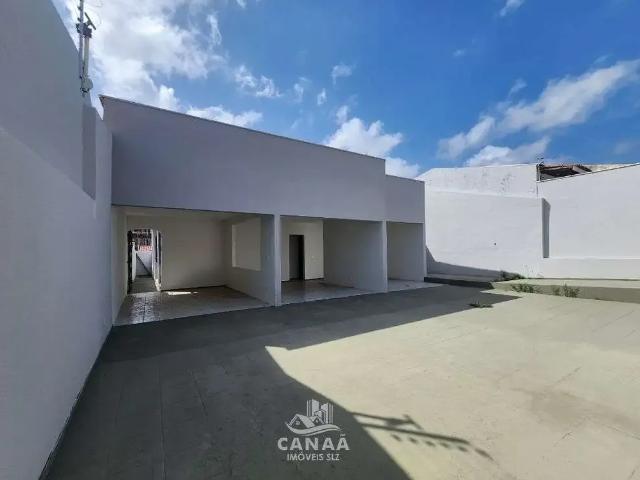Casa / Sobrado para Venda em São Luís/MA Cohafuma 3 Quartos