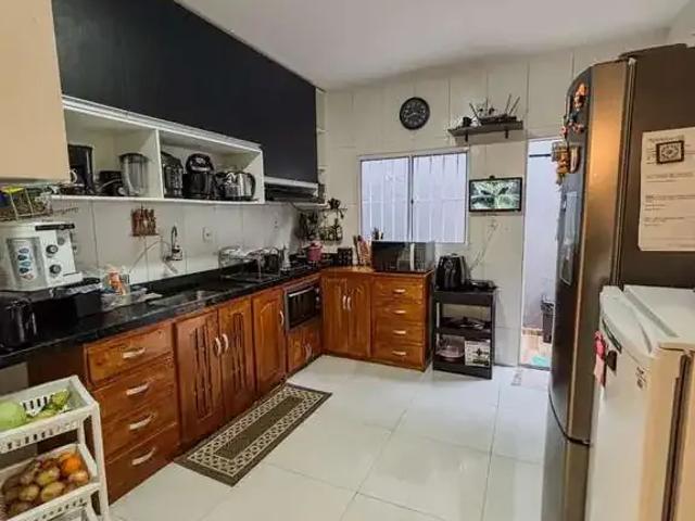 Casa / Sobrado para Venda em São Luís/MA Jardim Coelho Neto 3 Quartos