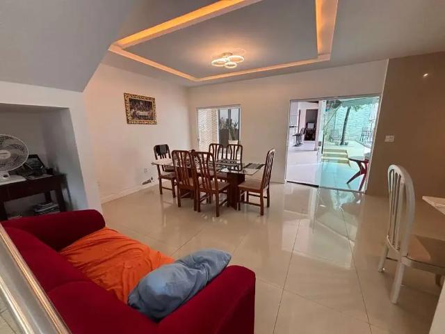 Casa / Sobrado para Venda em São Luís/MA Jardim Renascença 5 Quartos