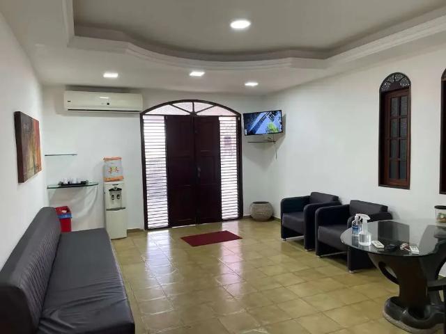 Casa / Sobrado para Venda em São Luís/MA Jardim Renascença 6 Quartos