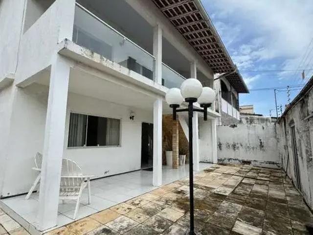 Casa / Sobrado para Venda em São Luís/MA São Francisco 4 Quartos