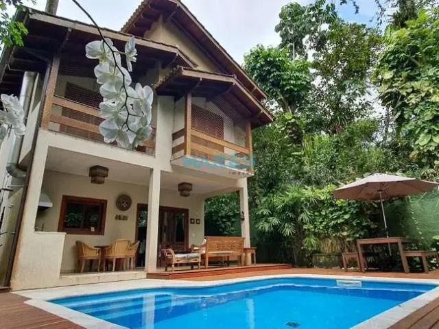 Casa / Sobrado para Venda em São Sebastião/SP Camburi 4 Quartos