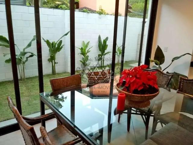 Casa / Sobrado para Venda em São Sebastião/SP Camburi 5 Quartos