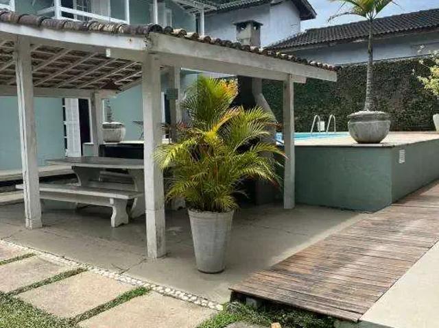 Casa / Sobrado para Venda em São Sebastião/SP Camburi 2 Quartos