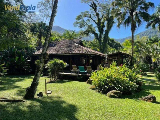 Casa / Sobrado para Venda em São Sebastião/SP Camburi 3 Quartos