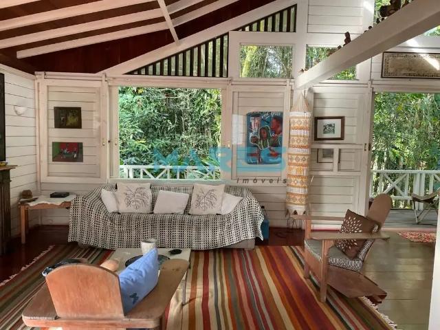 Casa / Sobrado para Venda em São Sebastião/SP Camburi 3 Quartos