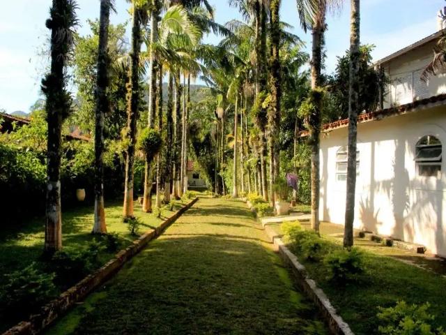 Casa / Sobrado para Venda em São Sebastião/SP Boiçucanga 4 Quartos