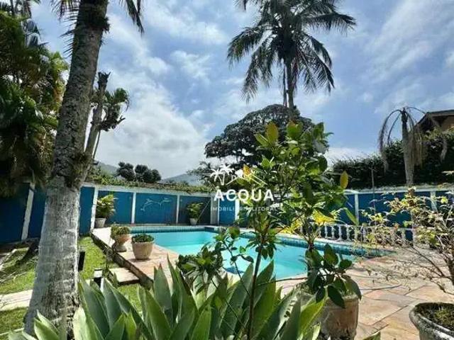 Casa / Sobrado para Venda em São Sebastião/SP Boiçucanga 5 Quartos