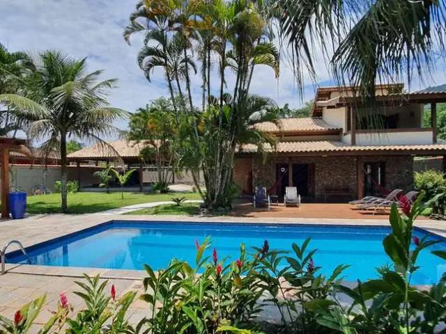 Casa / Sobrado para Venda em São Sebastião/SP Barra do Sahy 5 Quartos