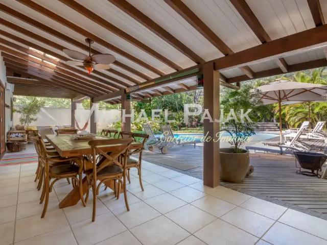 Casa / Sobrado para Venda em São Sebastião/SP Barra do Sahy 7 Quartos