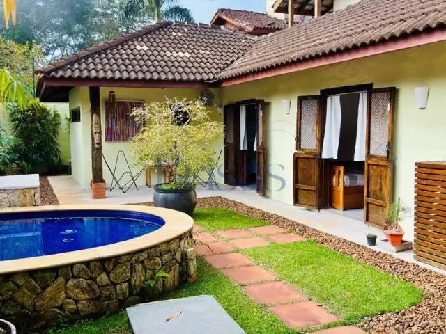 Casa / Sobrado para Venda em São Sebastião/SP Barra do Sahy 3 Quartos