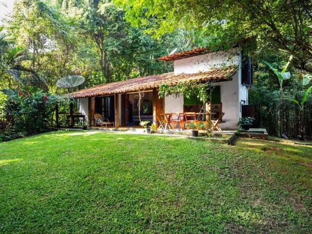Casa / Sobrado para Venda em São Sebastião/SP Barra do Sahy 3 Quartos