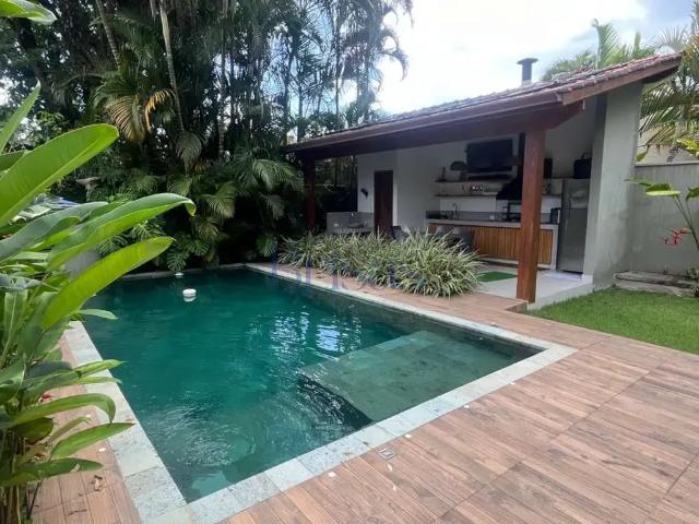 Casa / Sobrado para Venda em São Sebastião/SP Barra do Sahy 3 Quartos