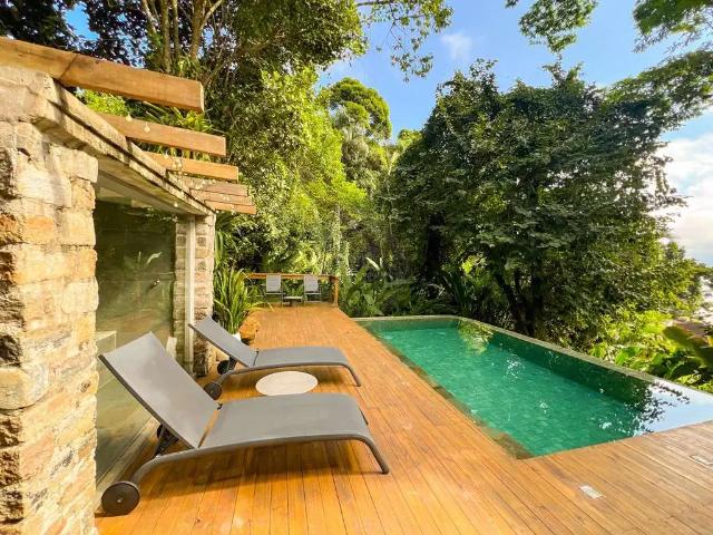 Casa / Sobrado para Venda em São Sebastião/SP Barra do Una 3 Quartos