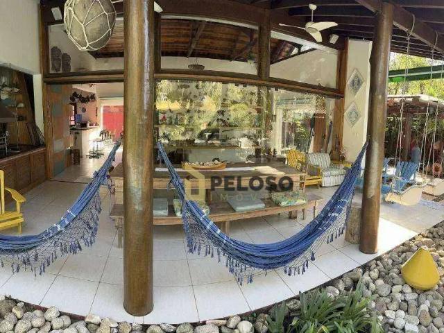 Casa / Sobrado para Venda em São Sebastião/SP Barra do Una 4 Quartos