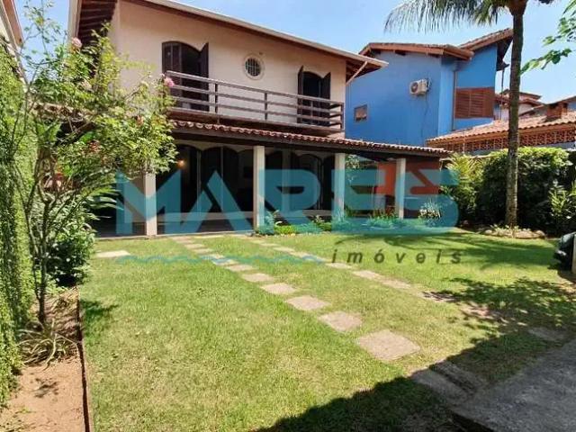 Casa / Sobrado para Venda em São Sebastião/SP Barra do Una 5 Quartos