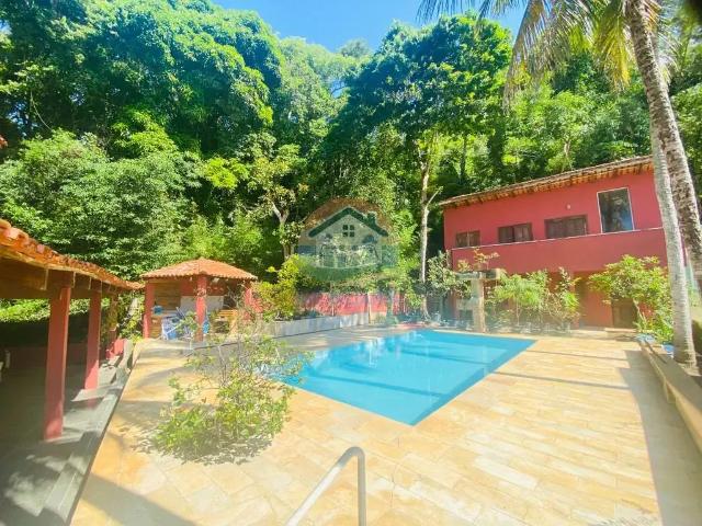 Casa / Sobrado para Venda em São Sebastião/SP Guaecá 4 Quartos