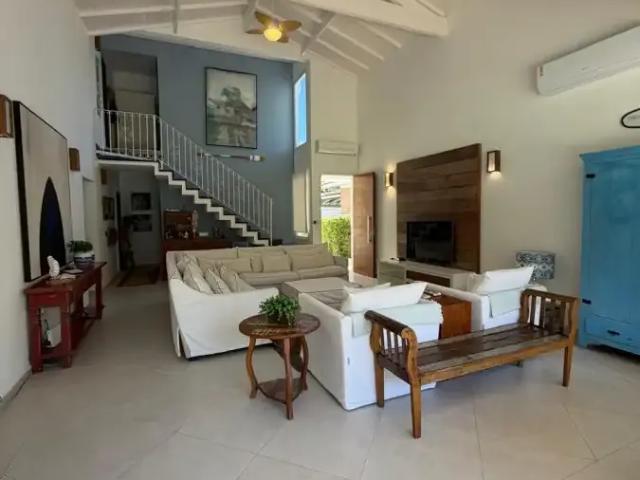 Casa / Sobrado para Venda em São Sebastião/SP Guaecá 7 Quartos