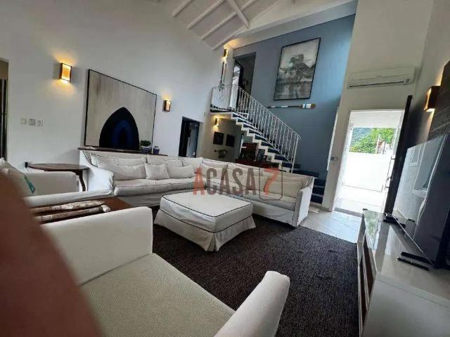 Casa / Sobrado para Venda em São Sebastião/SP Guaecá 7 Quartos
