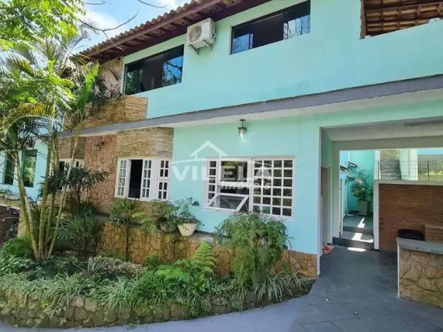 Casa / Sobrado para Venda em São Sebastião/SP Jaraguá 5 Quartos