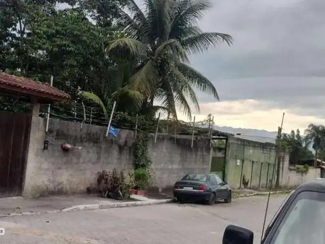 Casa / Sobrado para Venda em São Sebastião/SP Jaraguá 3 Quartos
