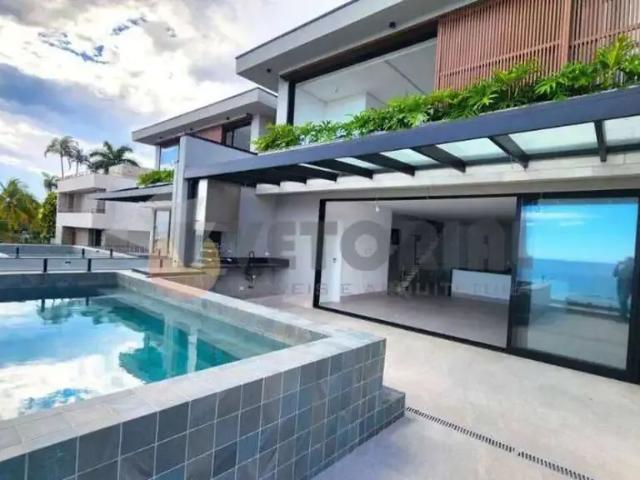 Casa / Sobrado para Venda em São Sebastião/SP Juquehy 4 Quartos