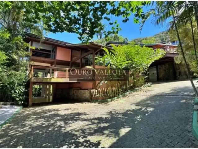 Casa / Sobrado para Venda em São Sebastião/SP Juquehy 4 Quartos