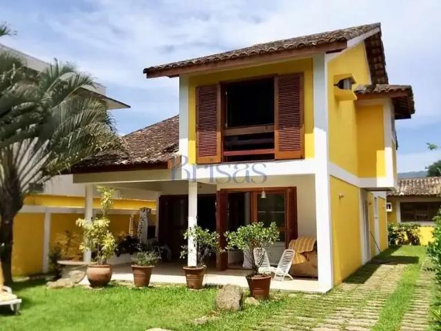 Casa / Sobrado para Venda em São Sebastião/SP Juquehy 4 Quartos