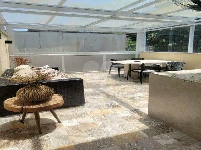 Casa / Sobrado para Venda em São Sebastião/SP Juquehy 2 Quartos