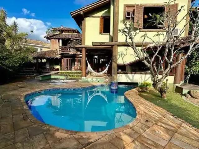Casa / Sobrado para Venda em São Sebastião/SP Maresias 4 Quartos